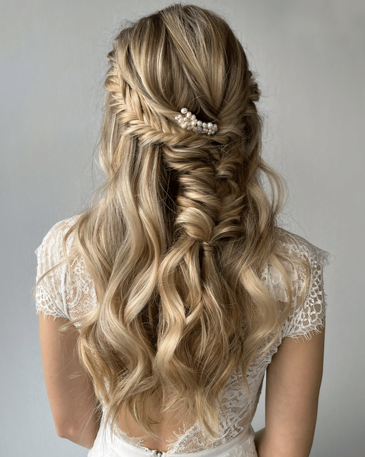 Jill Hair Comb Gold - Parel Haaraccessoire van SallyJaneBridal